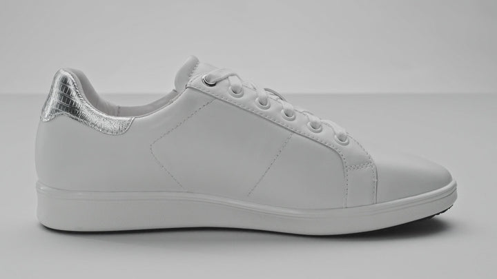 Mim III Almond Milk/Suede Sneaker | FRANKIE4